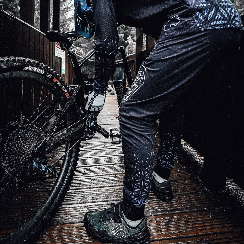 Best Range of MTB Pants | Mountain Bike Trousers for Style & Durability ...
